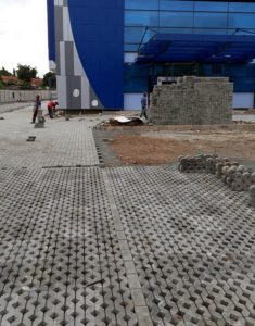 Grass Block Pilihan Tepat - Jual Paving Block Berkualitas Indonesia