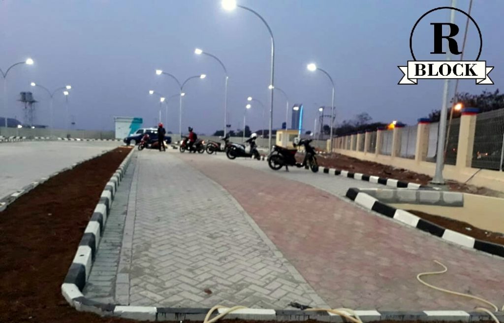 Pemasangan Paving Block Model Bata - Jual Paving Block Berkualitas ...