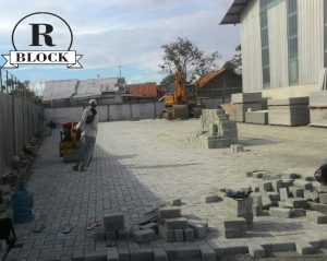 Pemasangan Paving Block Model Bata - Jual Paving Block Berkualitas ...